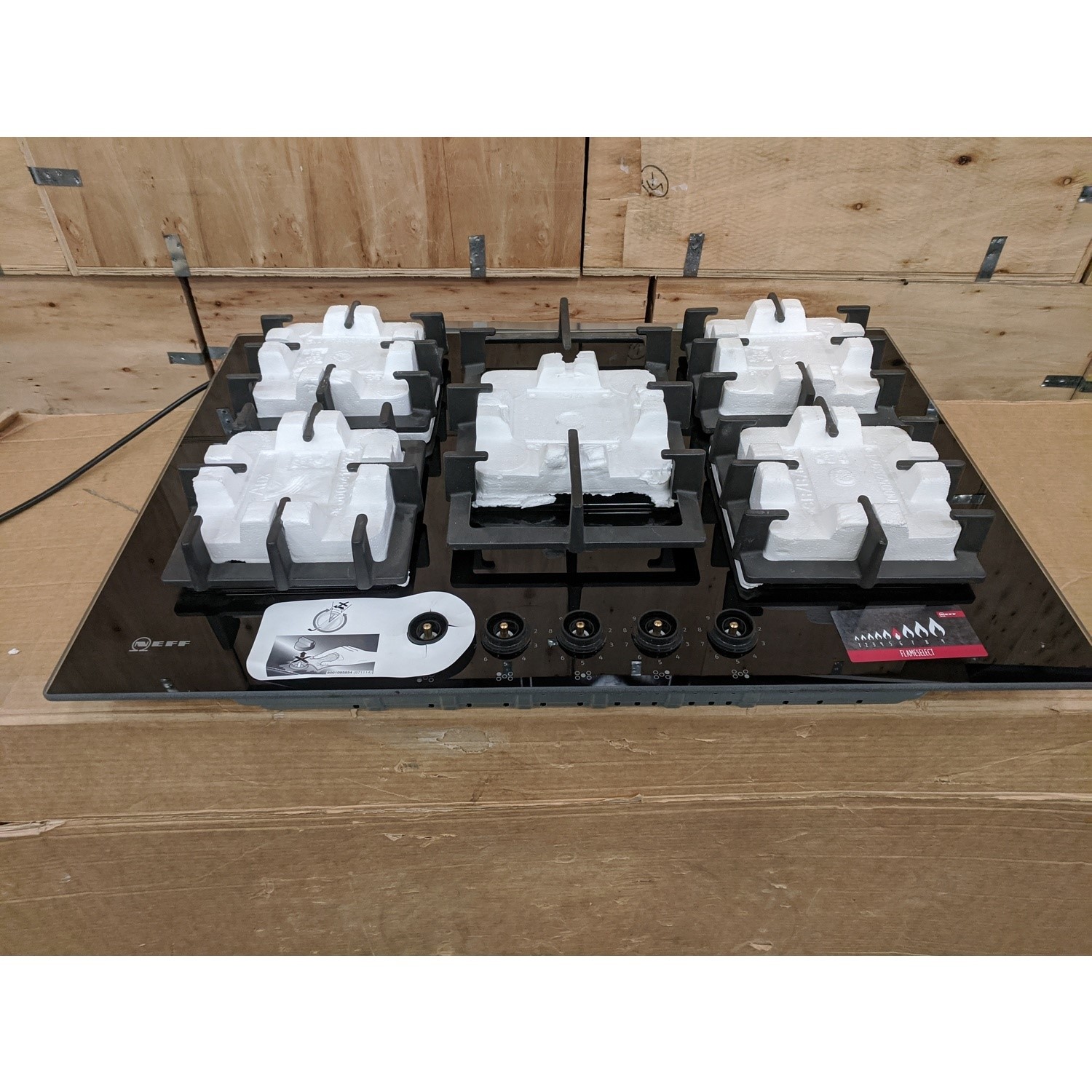Refurbished Neff N70 T27CS59S0 75cm 5 Burner Gas on Glass Gas Hob Black ...