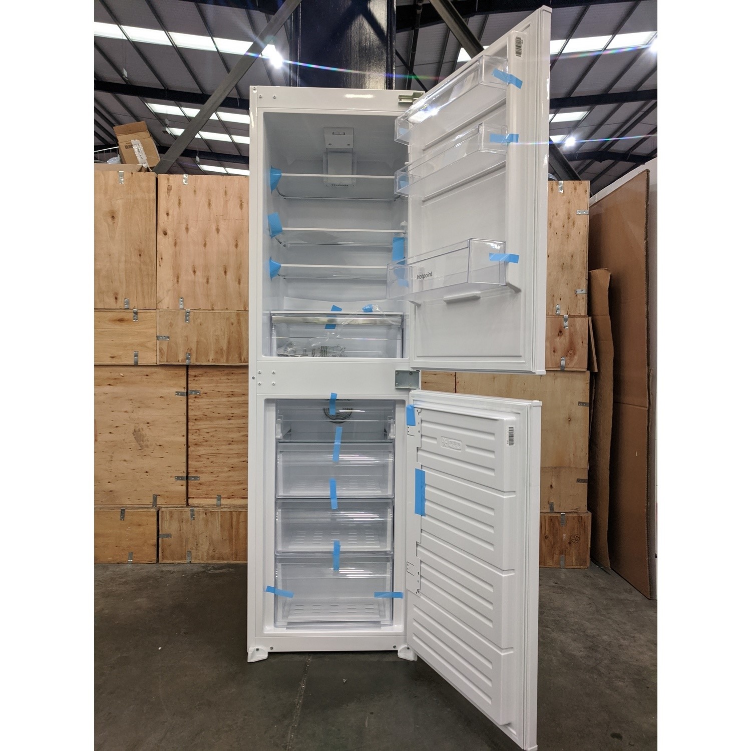 Refurbished Hotpoint HBC185050F1 Integrated 230 Litre 50/50 Fridge ...