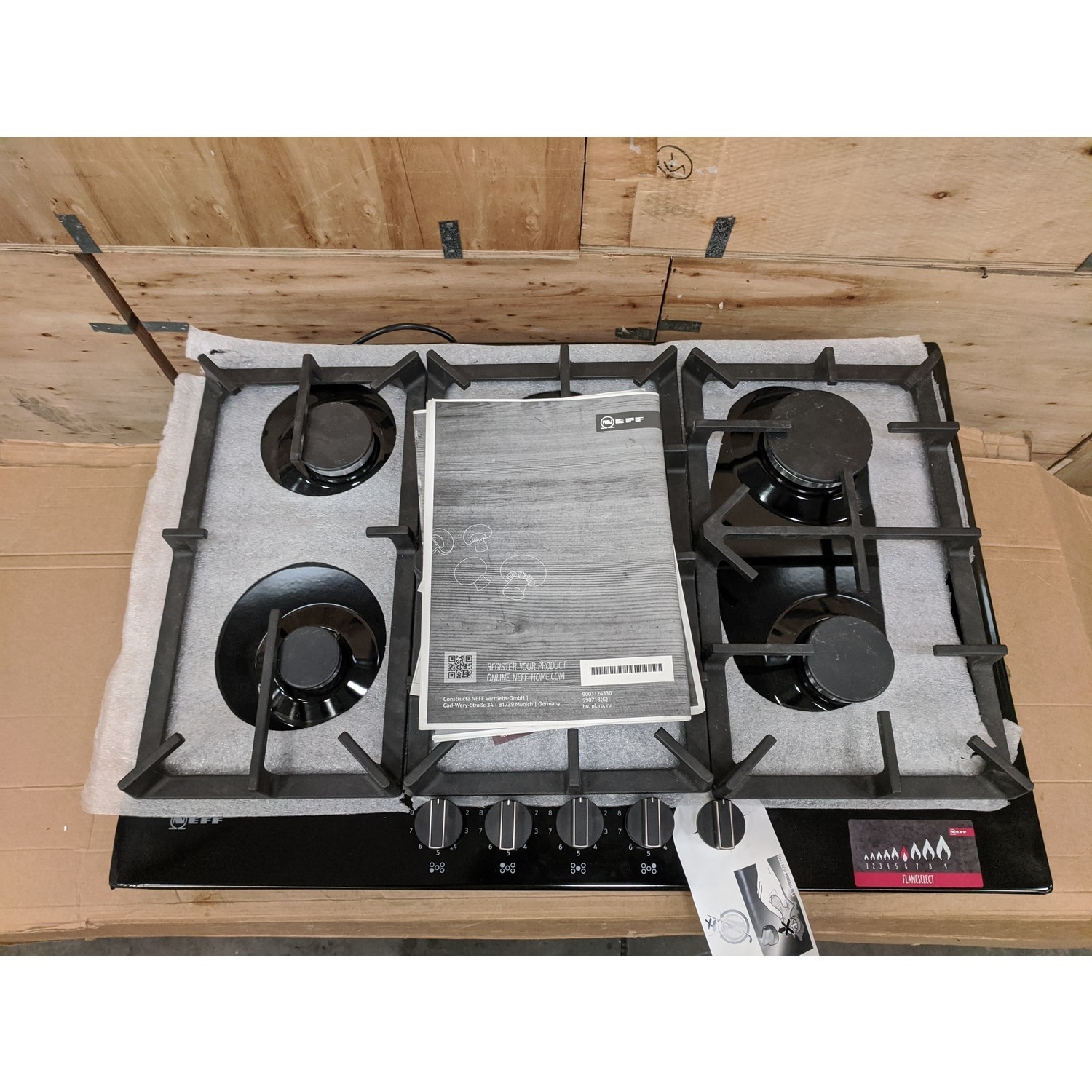 Refurbished Neff N70 T27DS59S0 75cm 5 Burner Gas Hob Black - BuyItDirect.ie