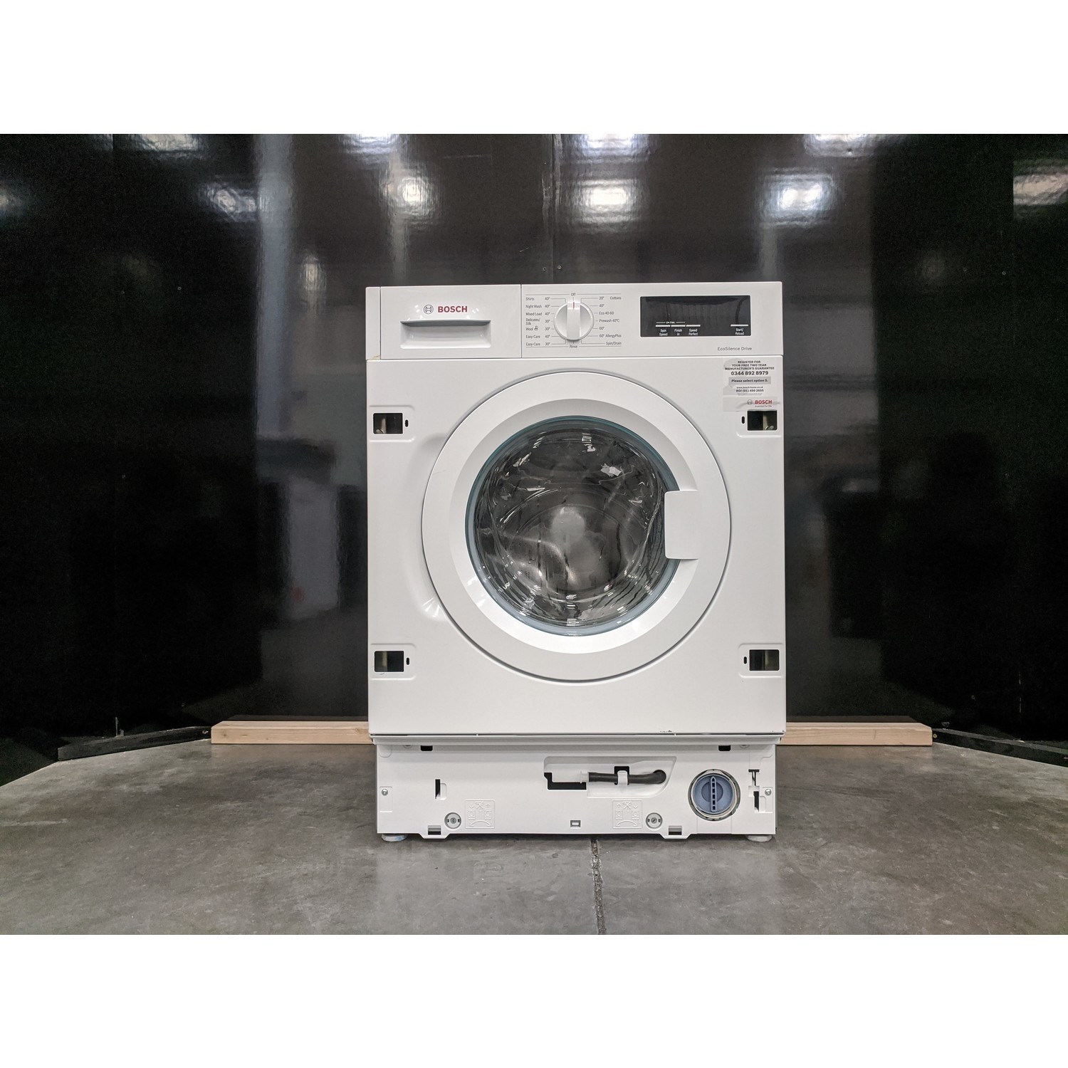 Refurbished Bosch Serie 6 WIW28301GB EcoSilence Integrated 8KG 1400 Spin Washing Machine Page 1 BuyItDirect.ie