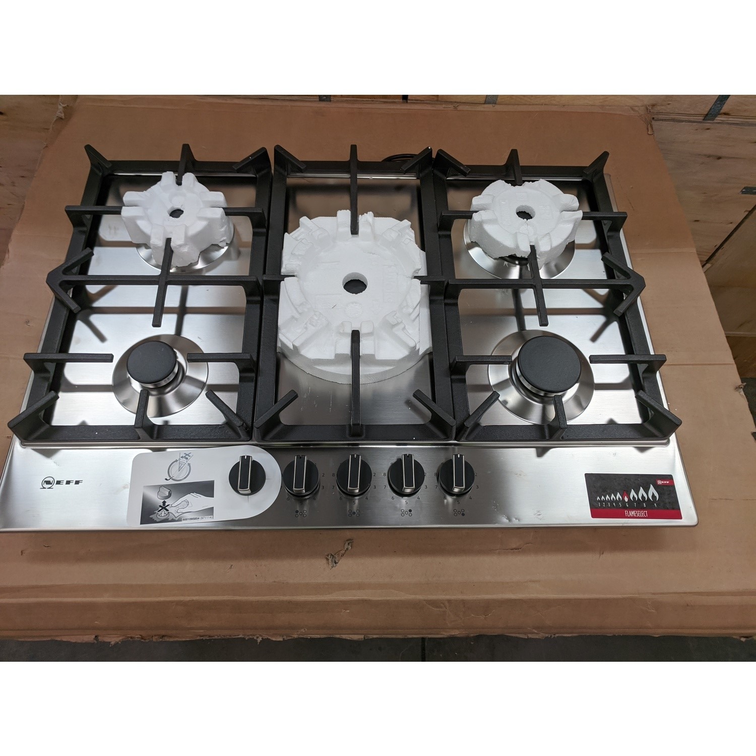 Refurbished Neff N70 T27DS59N0 75cm 5 Burner Gas Hob Stainless Steel ...