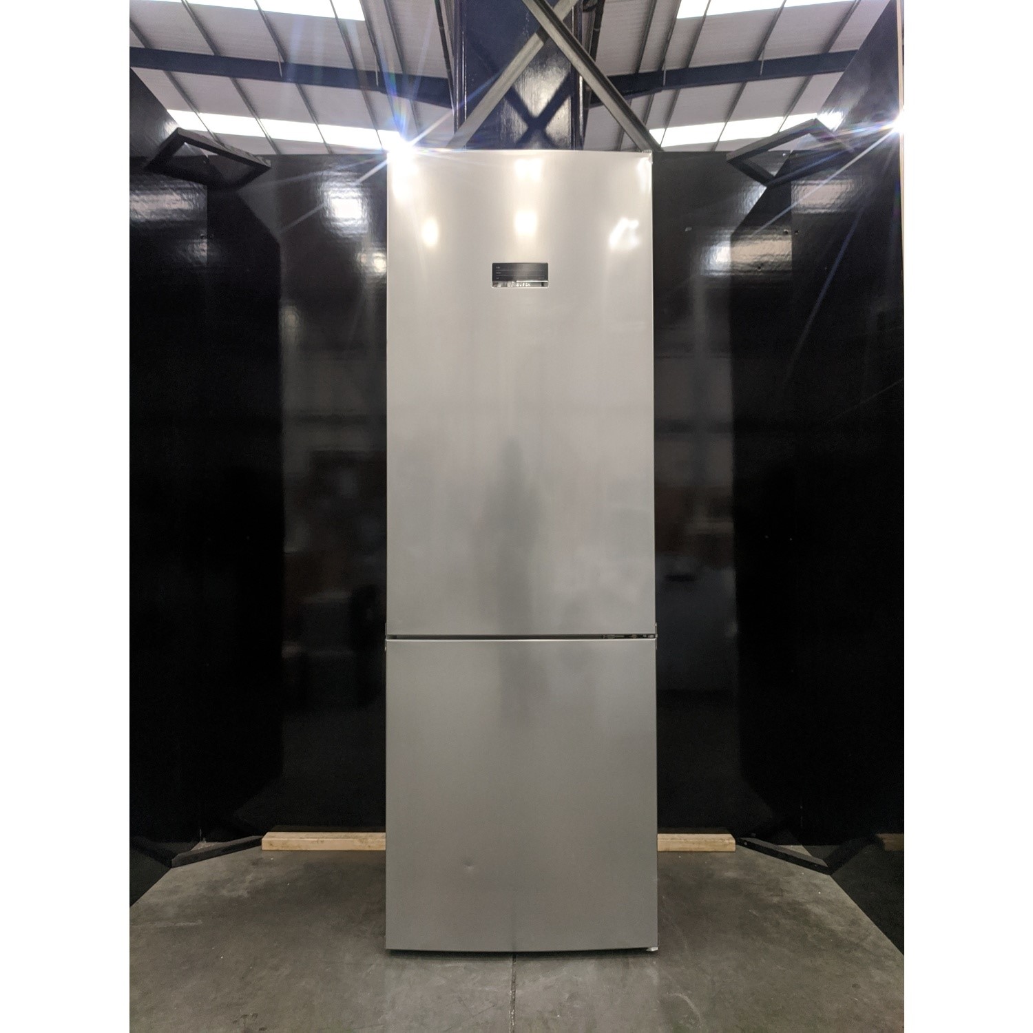 Refurbished Bosch Series 4 KGN49XLEA Freestanding 435 Litre 70/30 Frost ...