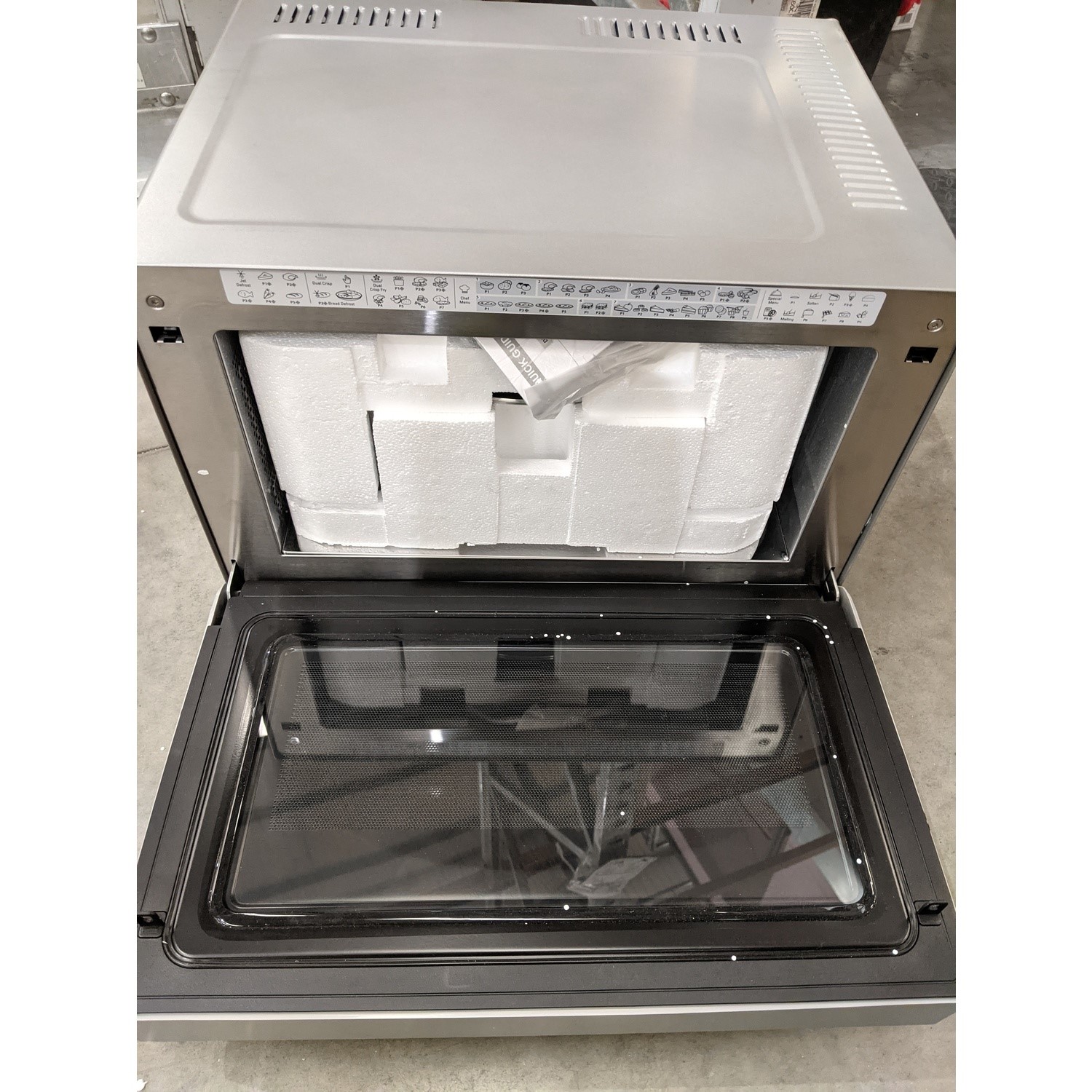 Refurbished Hotpoint Supreme Chef MWH338SX 33L 900W Microwave Stainless ...