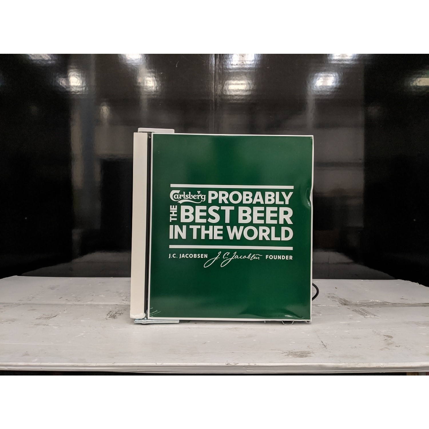 Refurbished Husky HU269 46 Litre Mini Fridge Drinks Cooler Carlsberg ...