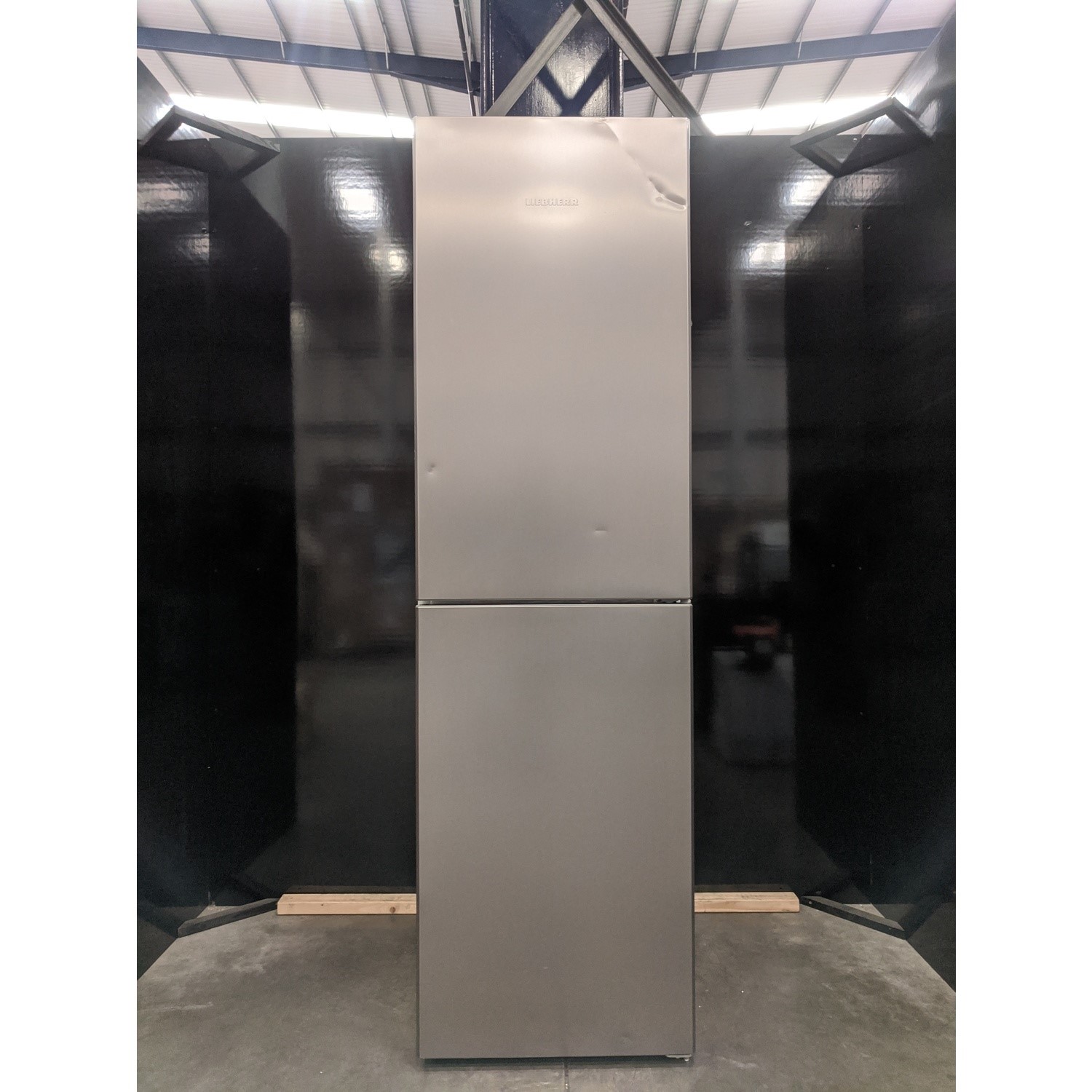 Refurbished Liebherr CNsfd5724 Freestanding 359 Litre 50/50 Frost Free ...