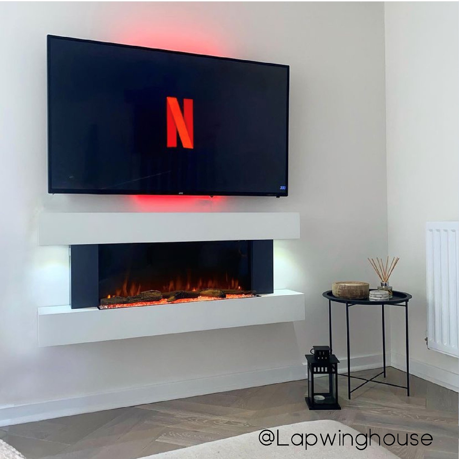 White Wall Mounted Electric Fireplace Suite with LED Lights - Amberglo ...