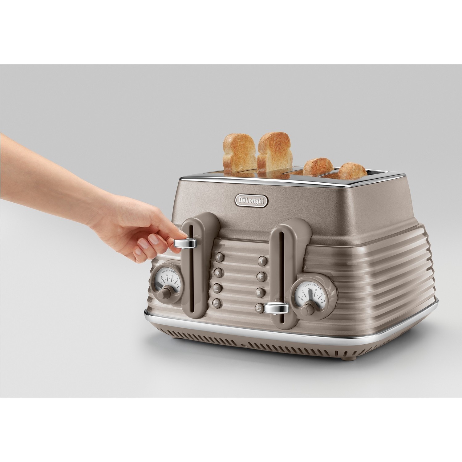 Refurbished Delonghi Scolpito 4 Slice Toaster Beige - Page 1 ...