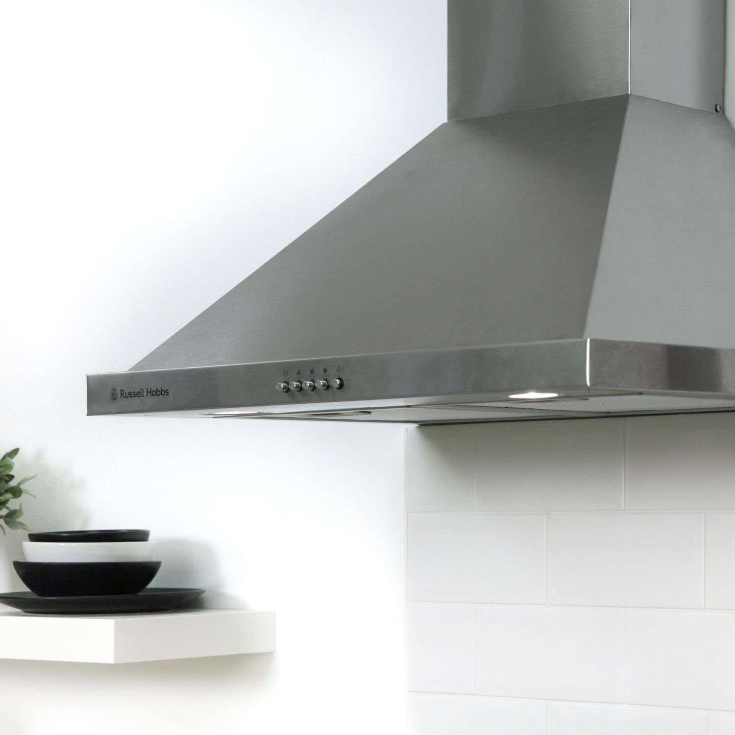 Russell Hobbs 60cm Chimney Cooker Hood Stainless Steel Page 1 Russell Hobbs 60cm Chimney Cooker Hood Stainless Steel Page 1